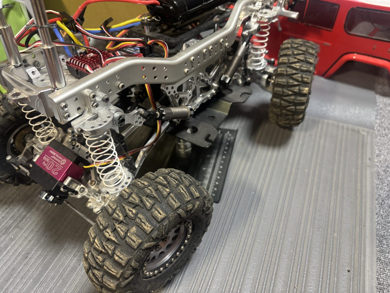 【CR-01】究極の走破性！TAMIYA CR-01を4WS（4輪操舵）化してみた